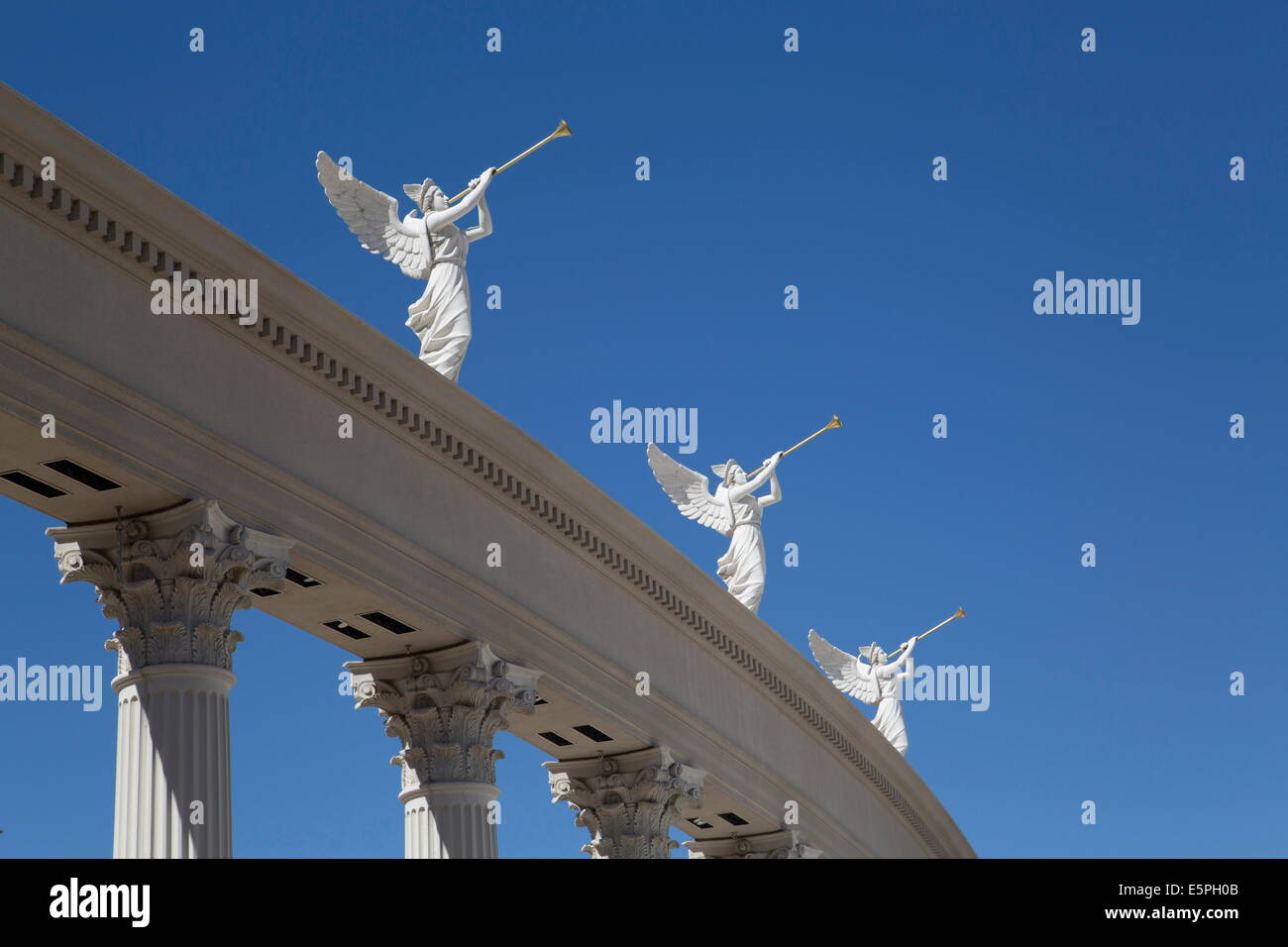 Statuen von engeln -Fotos und -Bildmaterial in hoher Auflösung – Alamy
