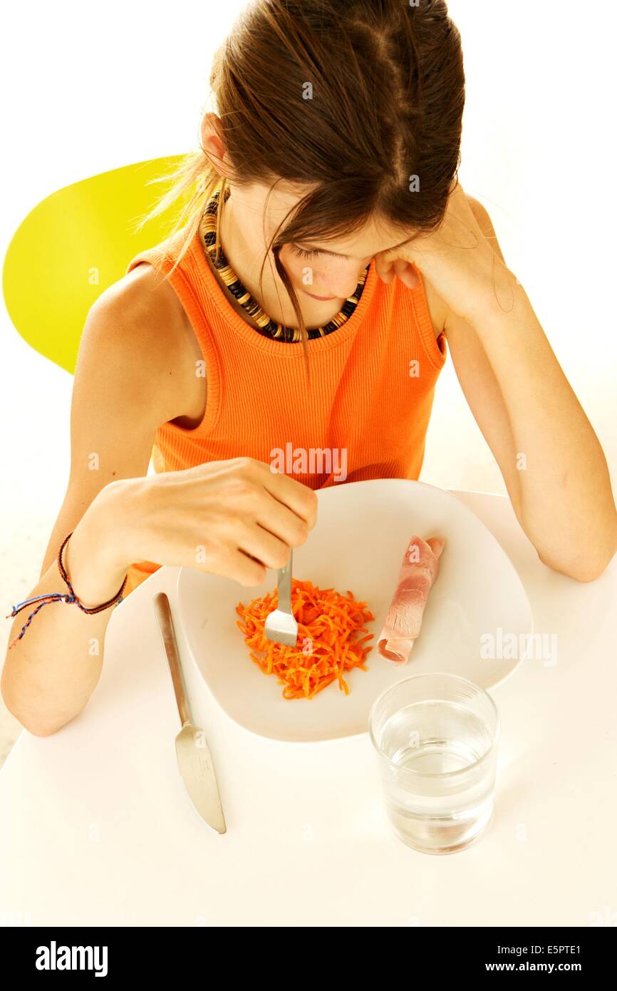 Anorexia child -Fotos und -Bildmaterial in hoher Auflösung – Alamy