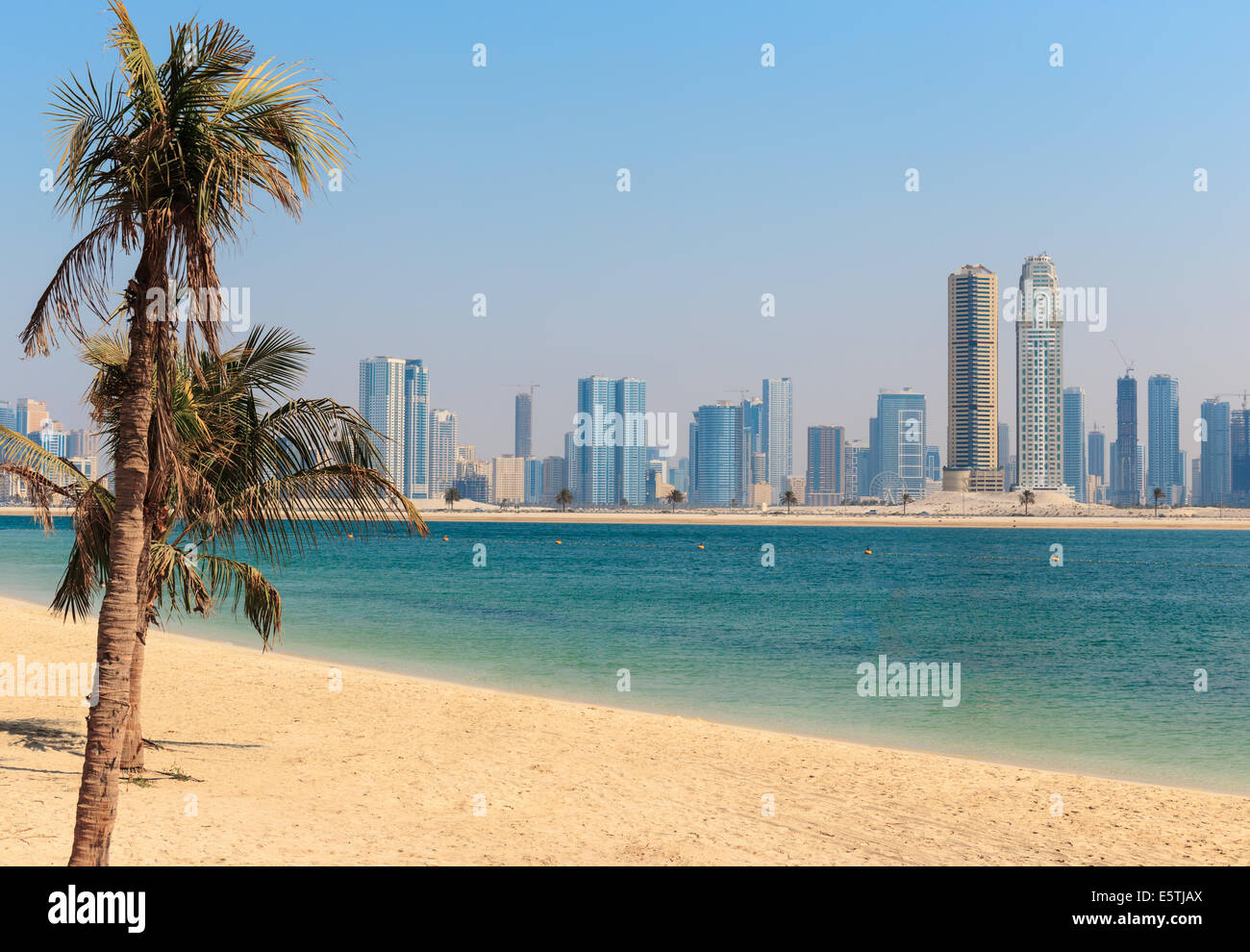 Gesamtansicht der Jumeirah Beach Park in Dubai Stockfotografie - Alamy