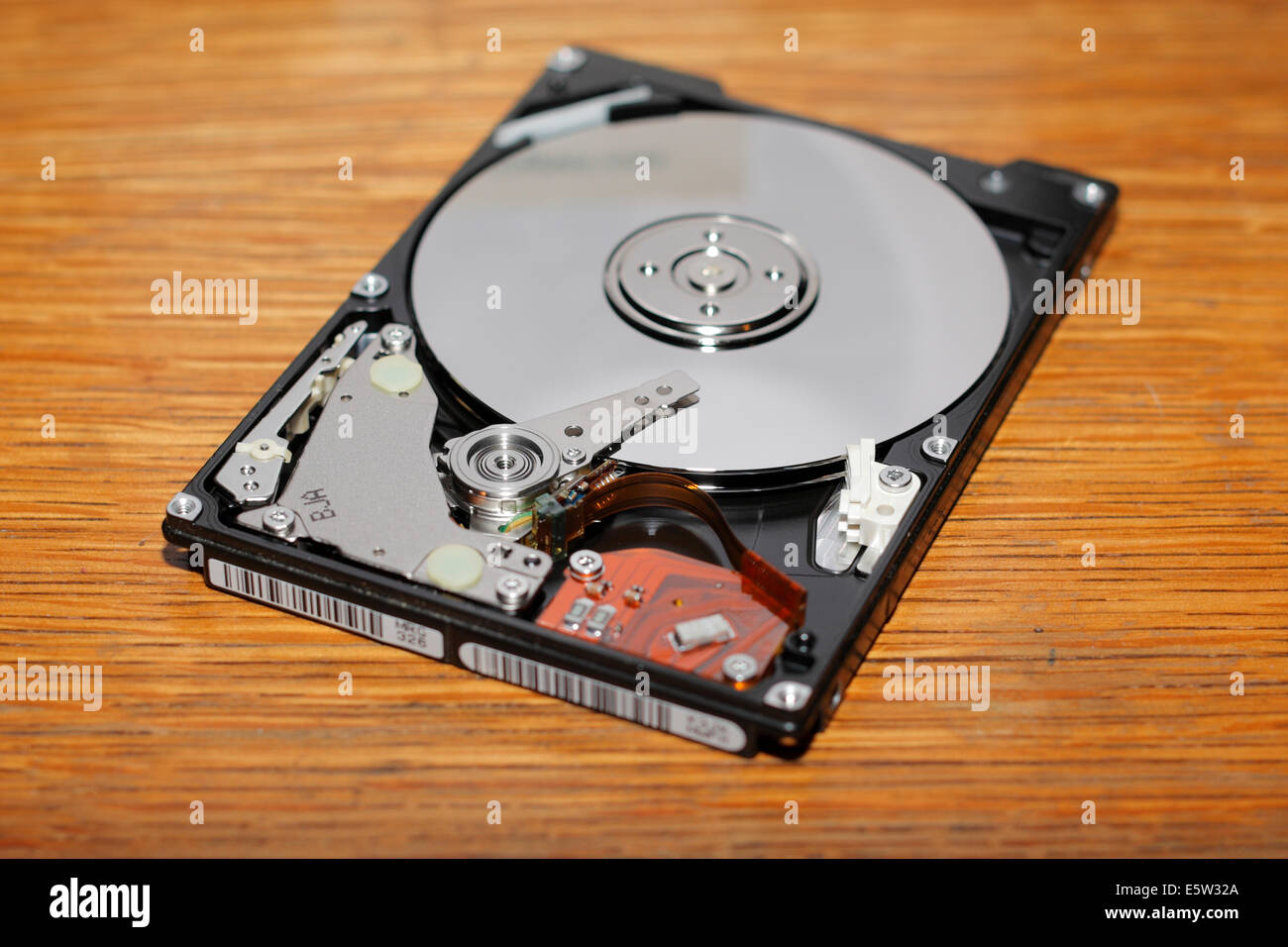 Festplatte geöffnet -Fotos und -Bildmaterial in hoher Auflösung – Alamy
