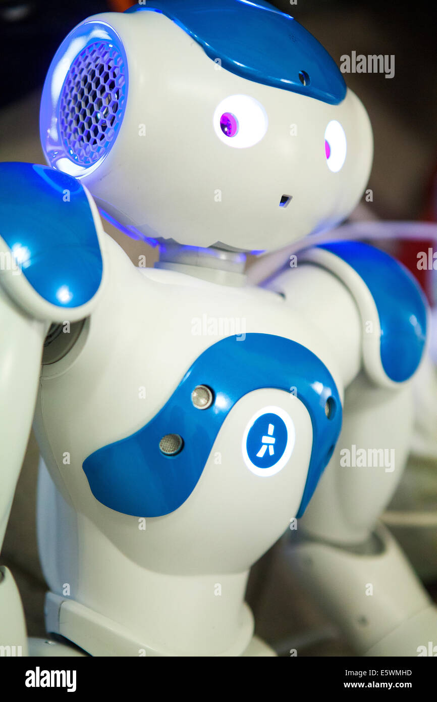 Humanoider roboter -Fotos und -Bildmaterial in hoher Auflösung – Alamy