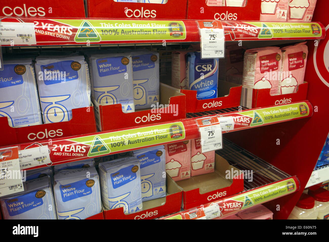 Innenraum eines Coles Supermarkts im Norden von sydney, australien, mit ...