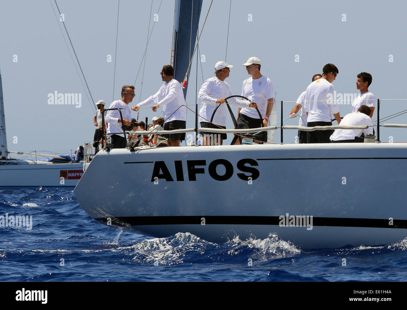 The spanish monarchy is represented by king felipe vi -Fotos und ...