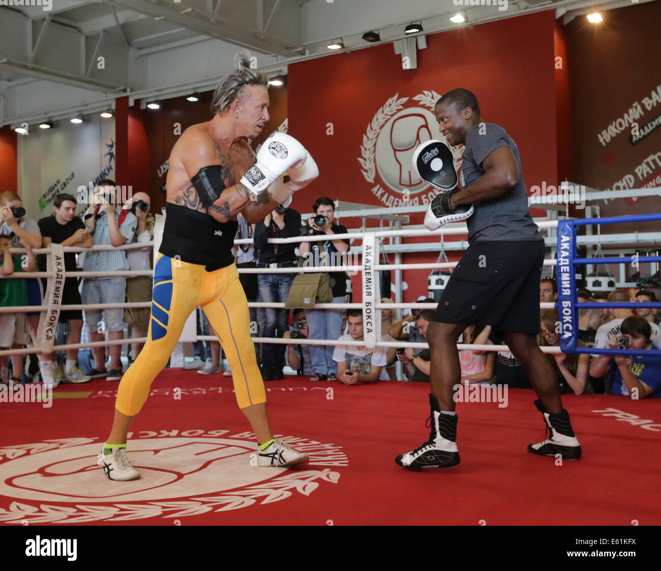 Mickey Rourke Boxing Stockfotos und -bilder Kaufen - Alamy