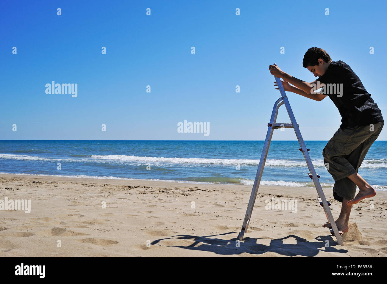 Leiter strand -Fotos und -Bildmaterial in hoher Auflösung – Alamy