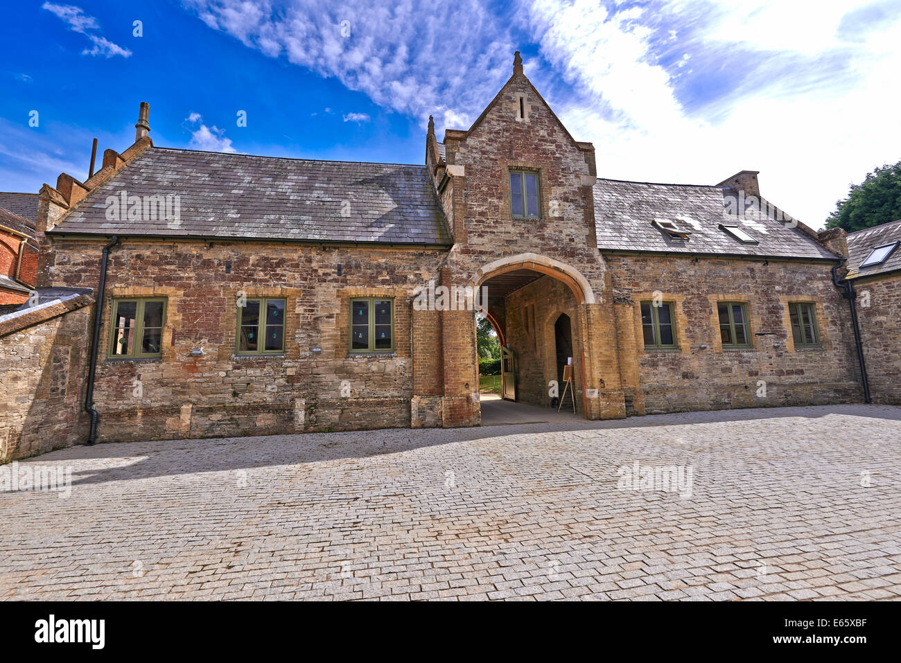 Quarr Abbey befindet sich das Kloster zwischen den Dörfern Binstead und ...