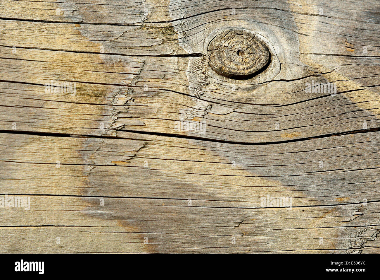 Altes scheunentor -Fotos und -Bildmaterial in hoher Auflösung – Alamy