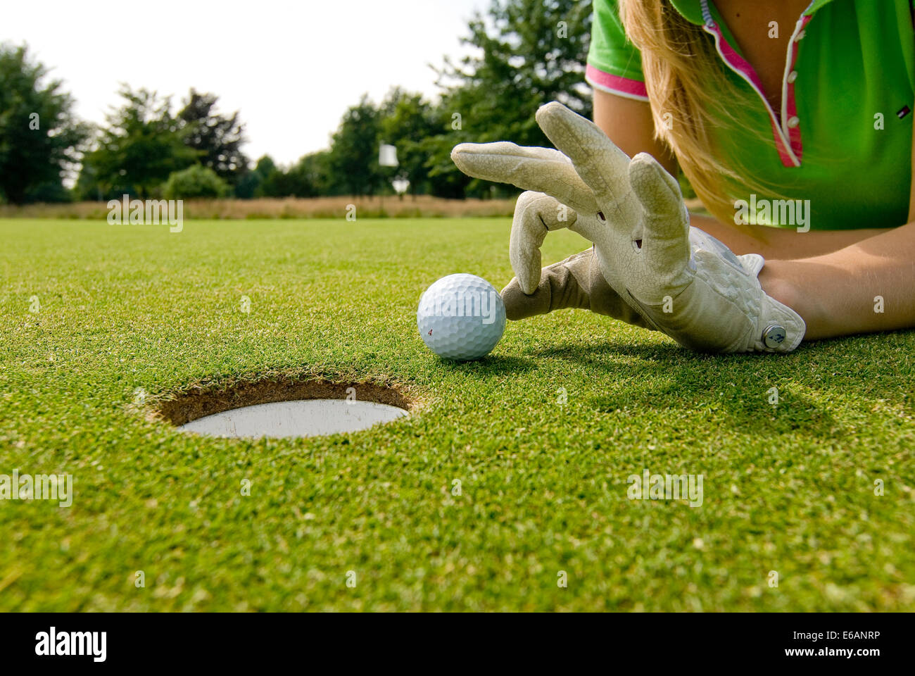 Golf lawns -Fotos und -Bildmaterial in hoher Auflösung – Alamy
