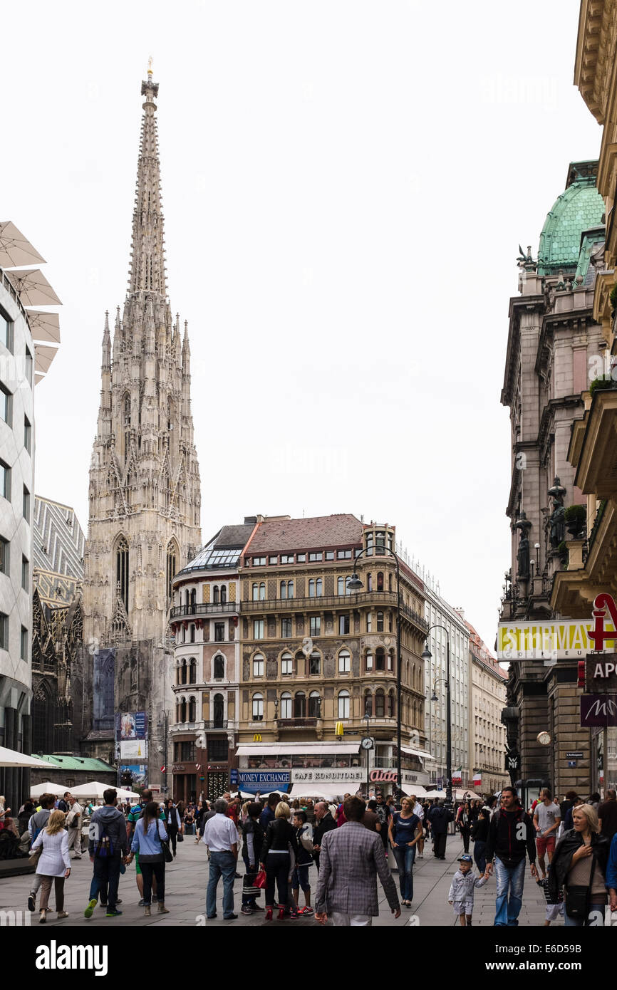 Stephansdom stephansplatz -Fotos und -Bildmaterial in hoher Auflösung ...