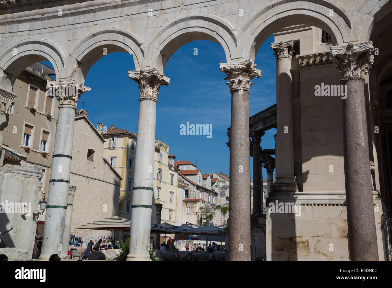 Croatia split diocletians palace peristyle -Fotos und -Bildmaterial in ...