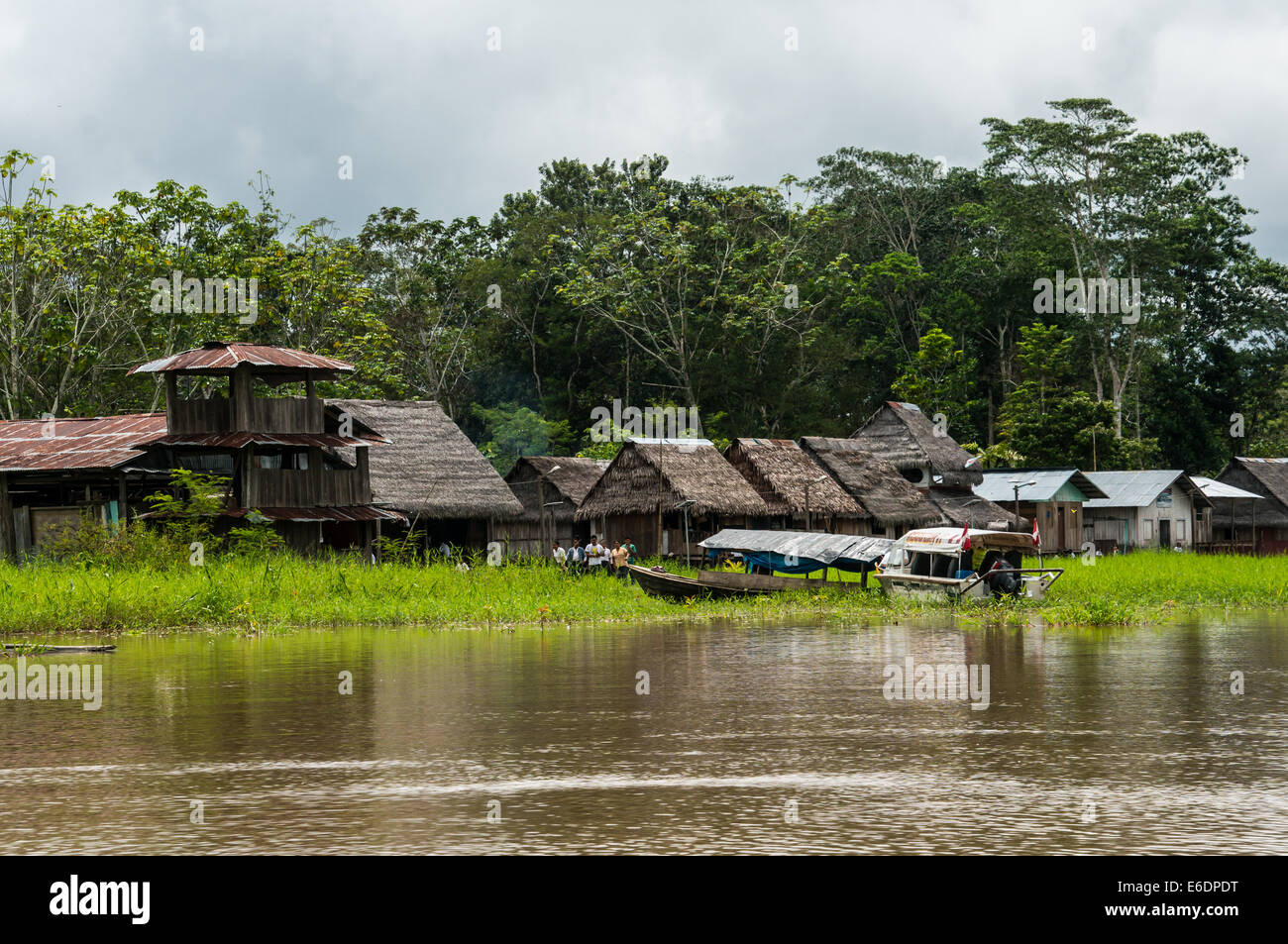 Amazon tribes -Fotos und -Bildmaterial in hoher Auflösung – Alamy