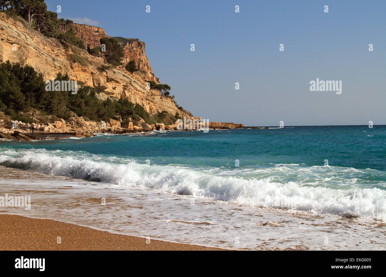 Sandstrand cassis -Fotos und -Bildmaterial in hoher Auflösung – Alamy