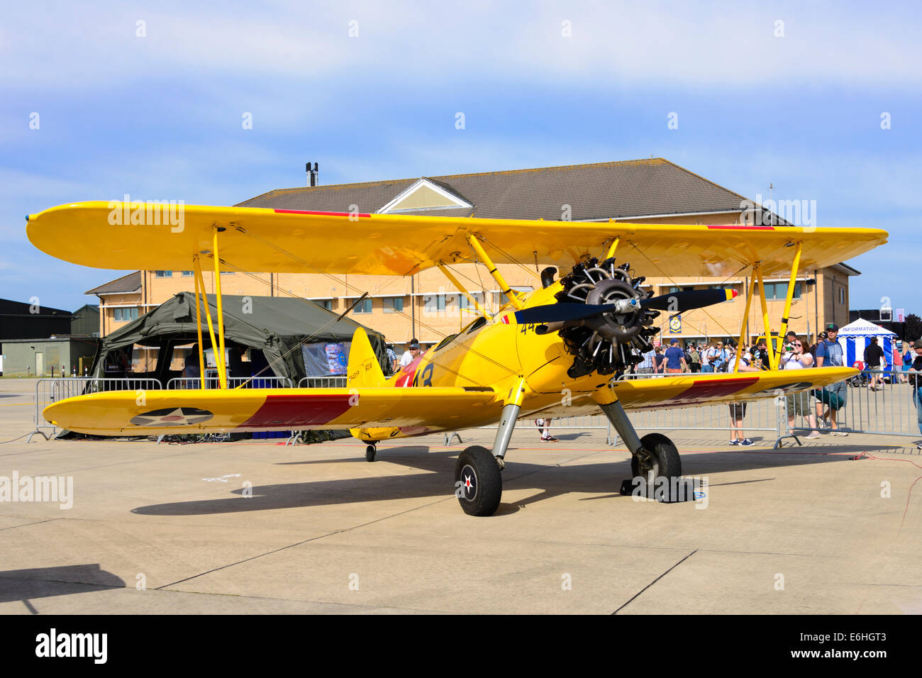 Boeing Stearman E75 Kaydet (N2S-5) Doppeldecker auf statische Anzeige ...