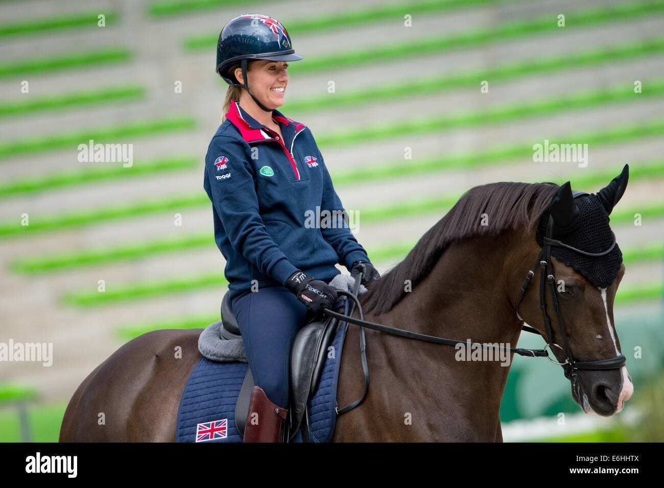 Caen, Frankreich. 24. August 2014. Britische Dressurreiterin Charlotte ...