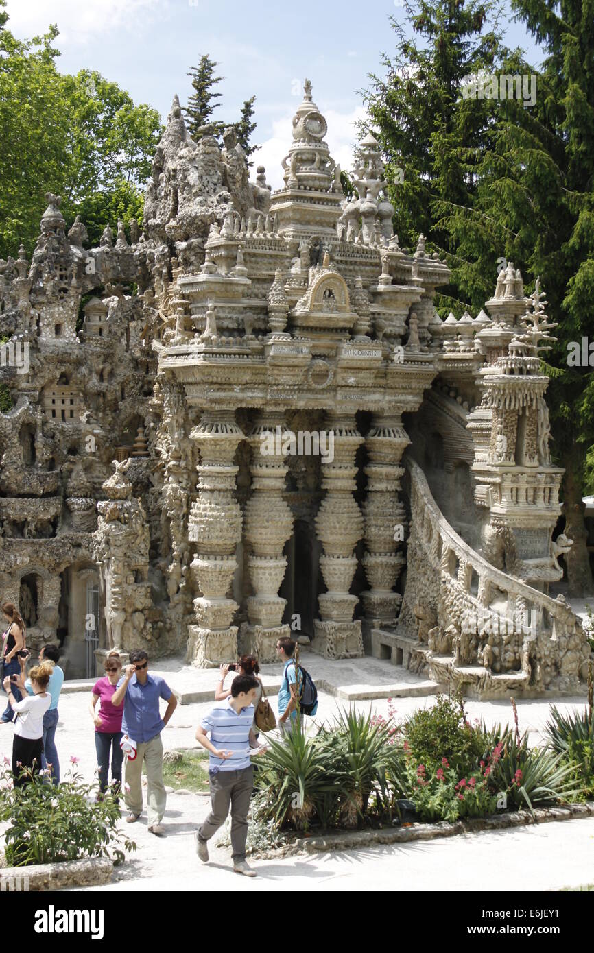 Ferdinand cheval -Fotos und -Bildmaterial in hoher Auflösung – Alamy