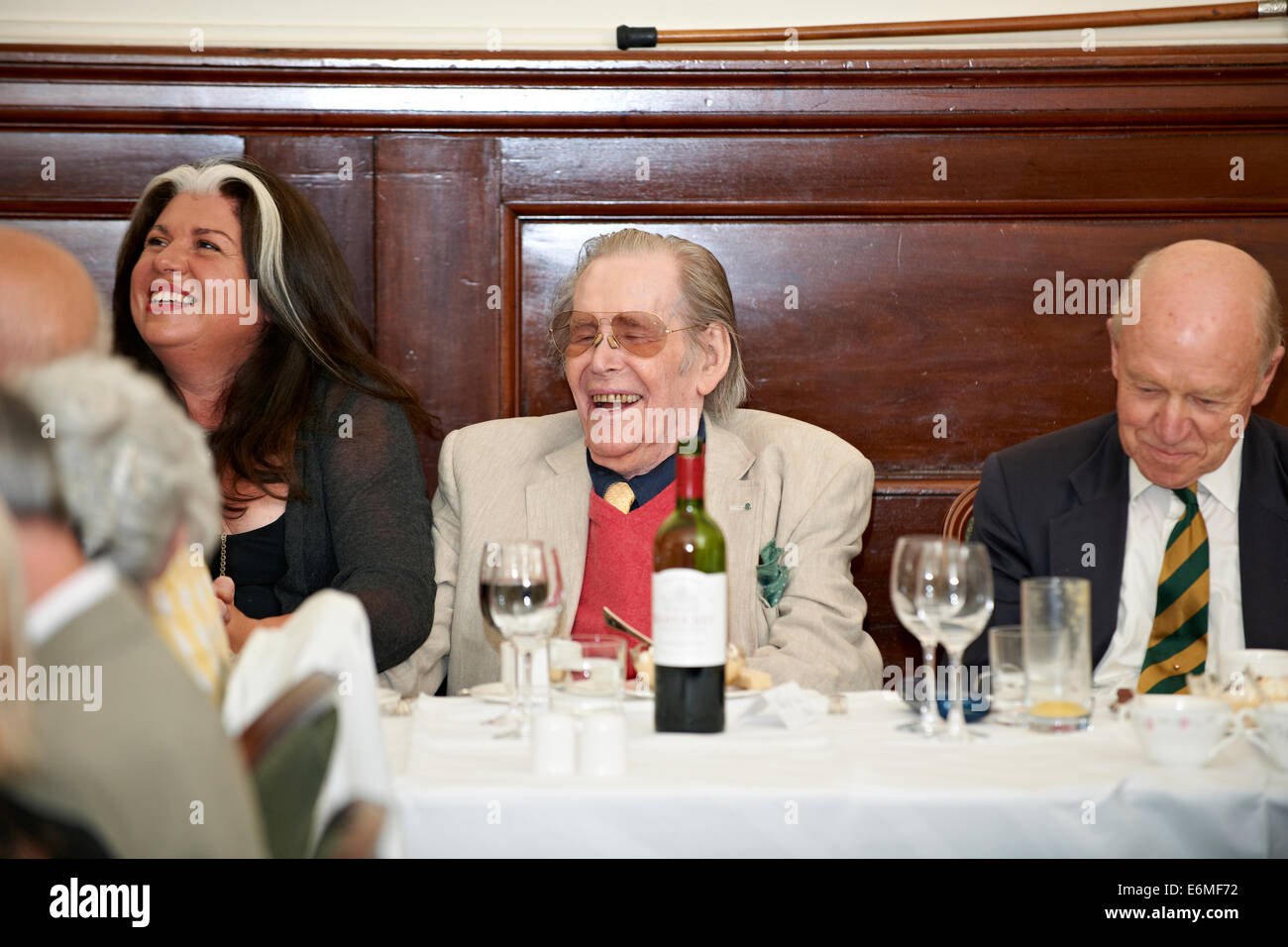 Edward enfield und sara soudain -Fotos und -Bildmaterial in hoher ...