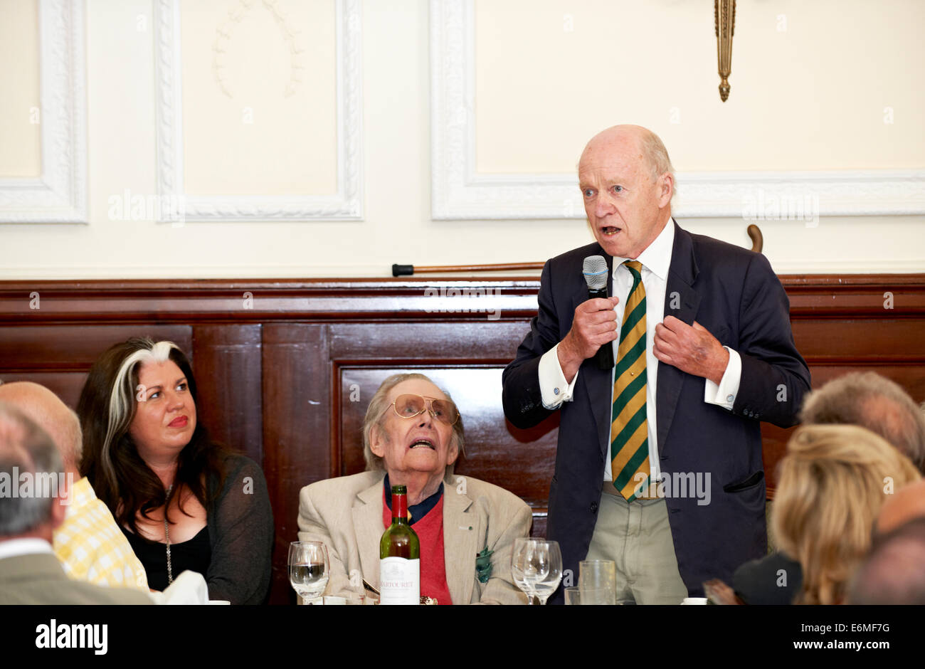 Peter O'Toole an Richard Ingrams 70. Geburtstag party Oldie ...