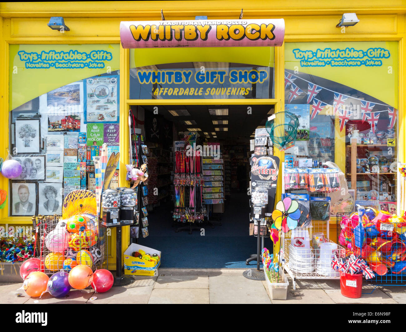 Whitby candy rock -Fotos und -Bildmaterial in hoher Auflösung – Alamy