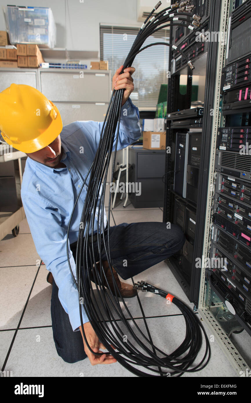 Strukturierte verkabelung -Fotos und -Bildmaterial in hoher Auflösung ...