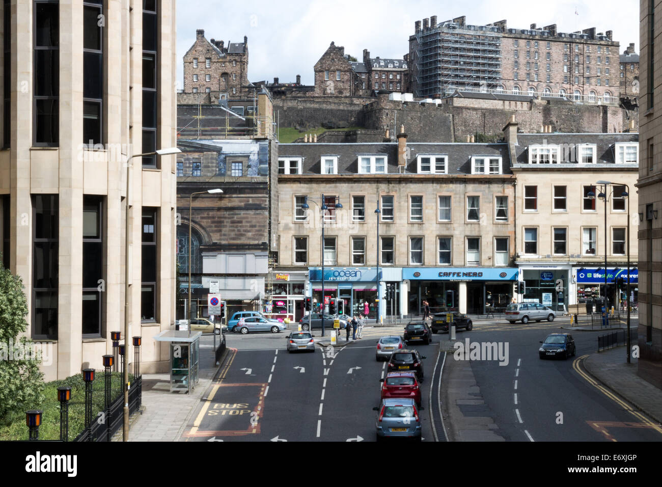 Approach road -Fotos und -Bildmaterial in hoher Auflösung – Alamy