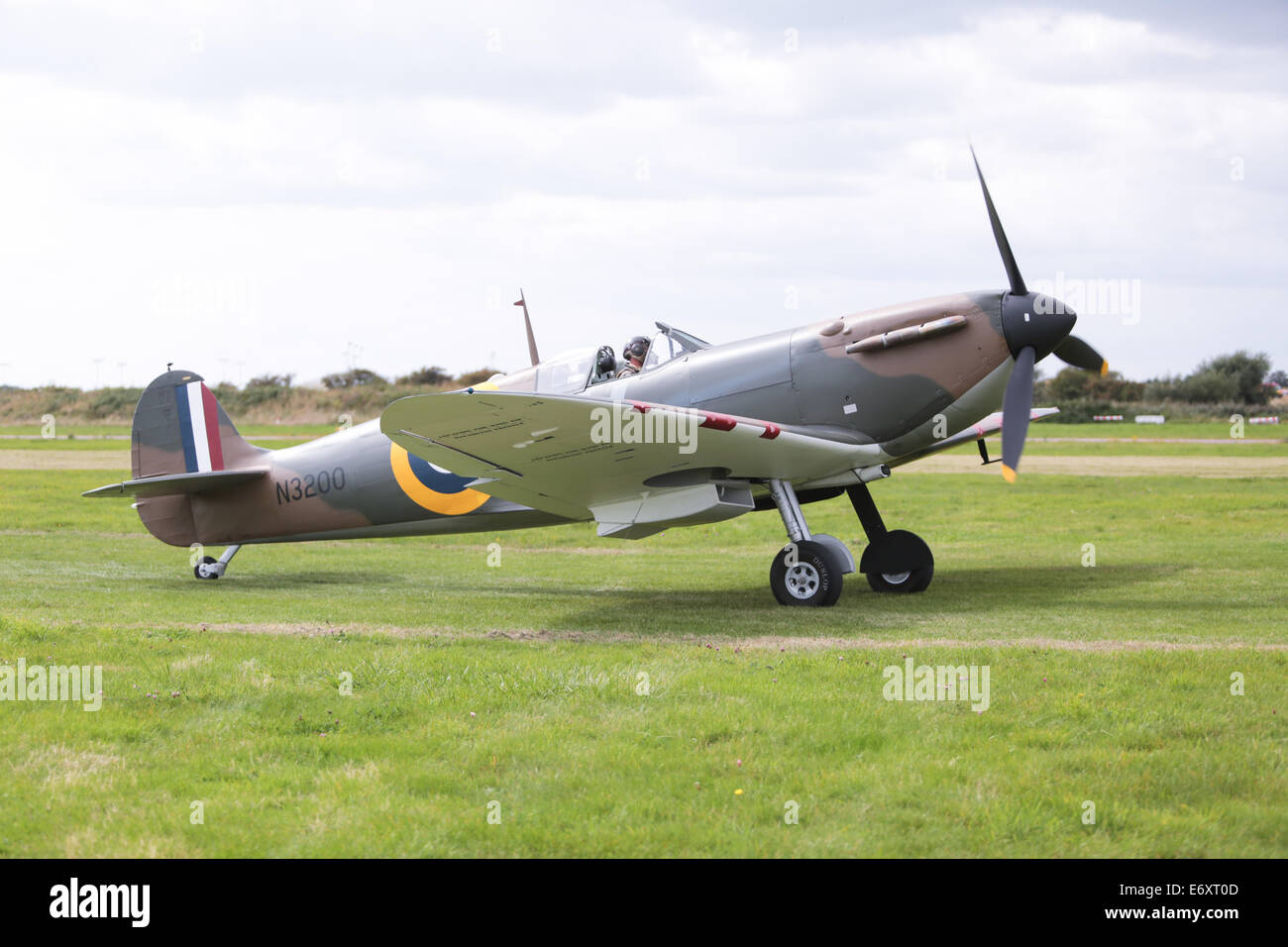 Supermarine spitfire ia p9374 -Fotos und -Bildmaterial in hoher ...