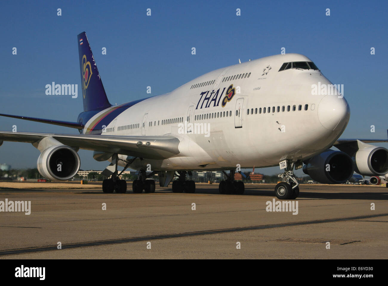 Thai airways boeing 747 -Fotos und -Bildmaterial in hoher Auflösung – Alamy