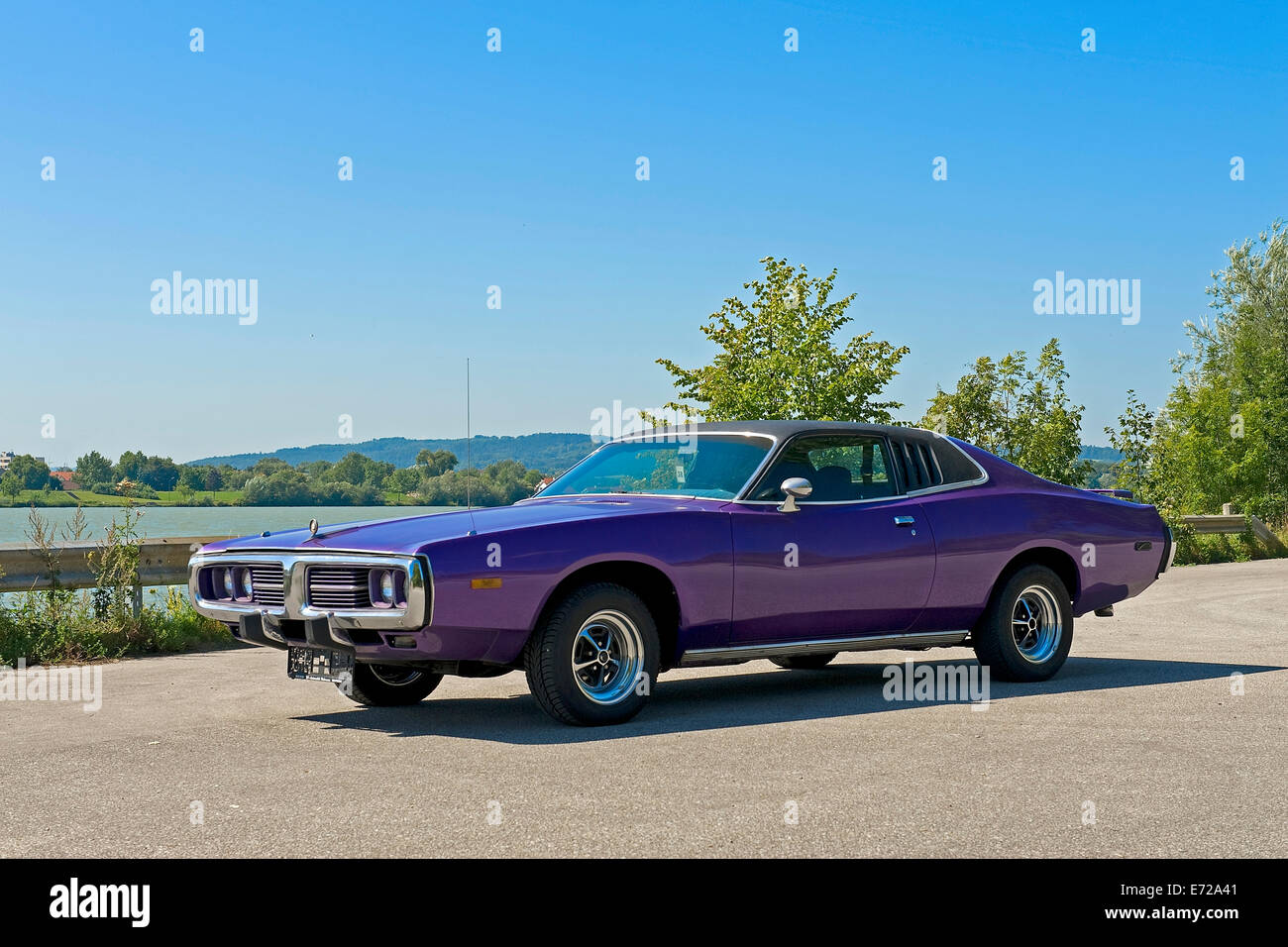 Oldtimer Dodge Charger SE, Baujahr 1974 Stockfotografie - Alamy