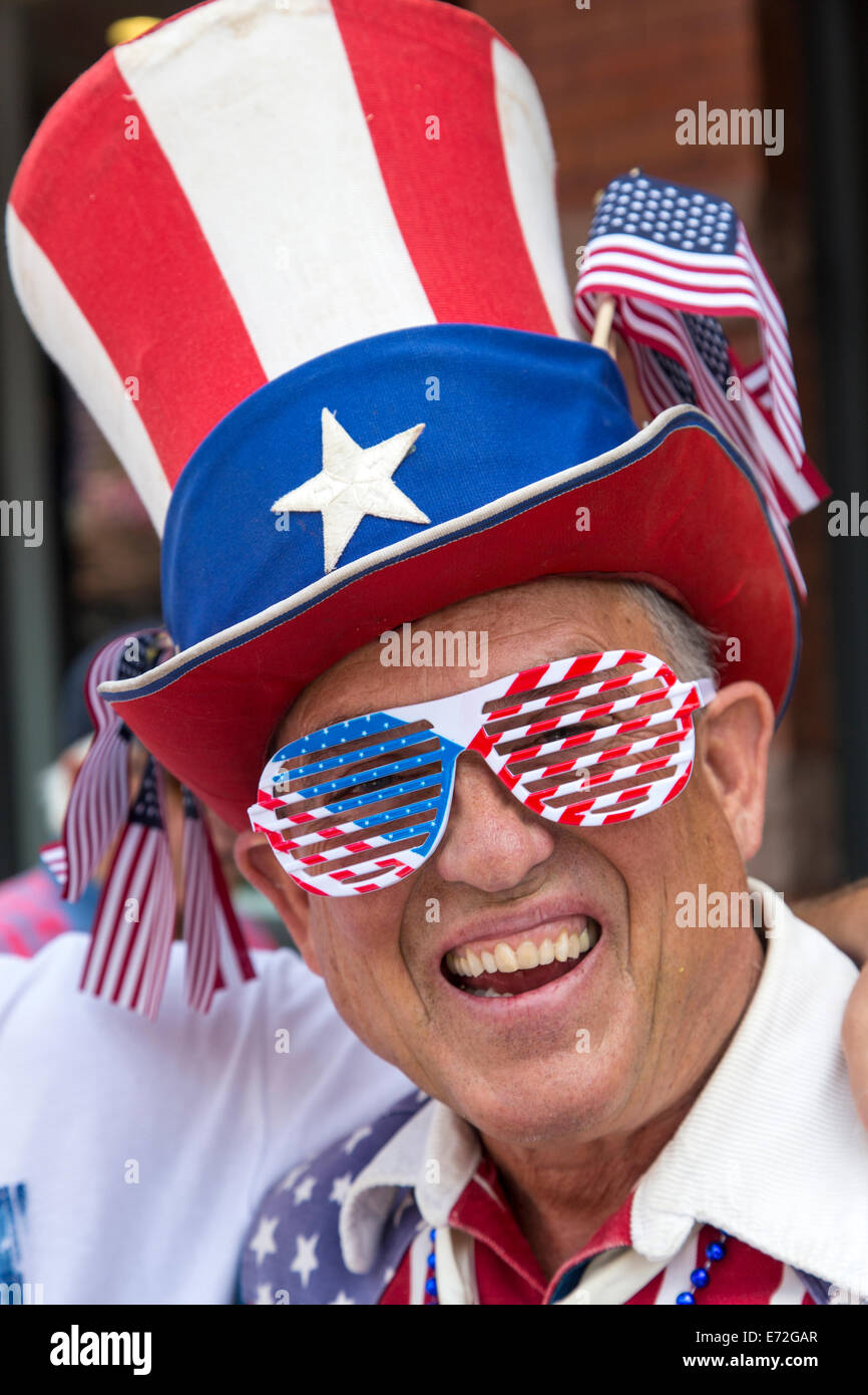 Patriotischer mann -Fotos und -Bildmaterial in hoher Auflösung – Alamy