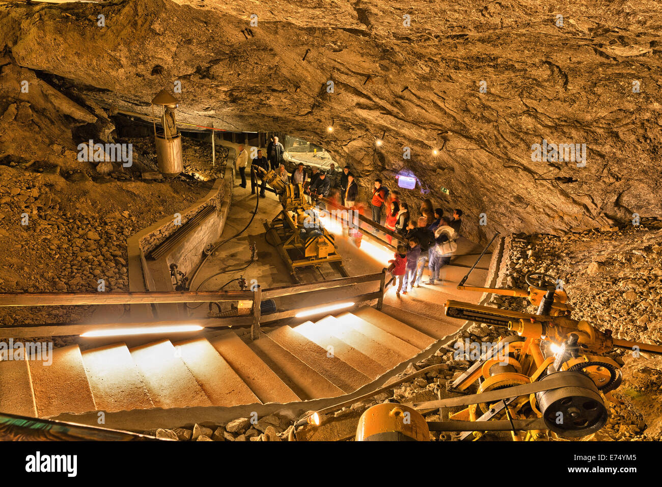 Bex salt mine -Fotos und -Bildmaterial in hoher Auflösung – Alamy