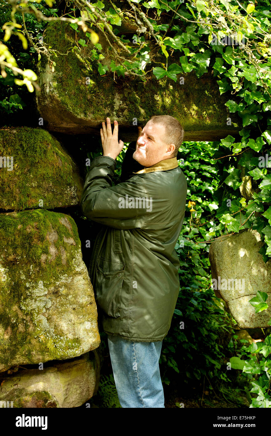 Der starke mann -Fotos und -Bildmaterial in hoher Auflösung – Alamy