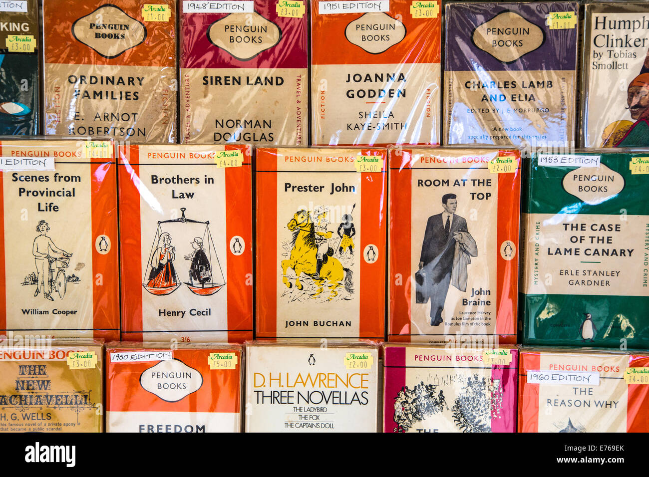 Secondhand Penguin Paperbacks Stockfotografie - Alamy