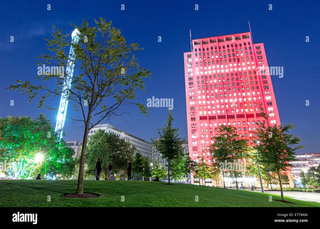 Shell oil building -Fotos und -Bildmaterial in hoher Auflösung – Alamy