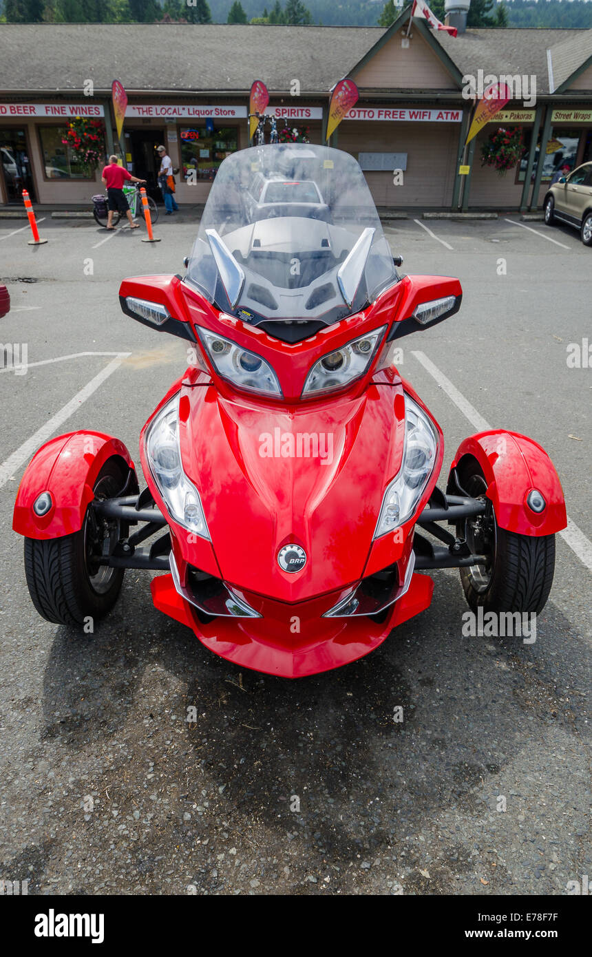 Motorrad roadster fahrzeug -Fotos und -Bildmaterial in hoher Auflösung ...