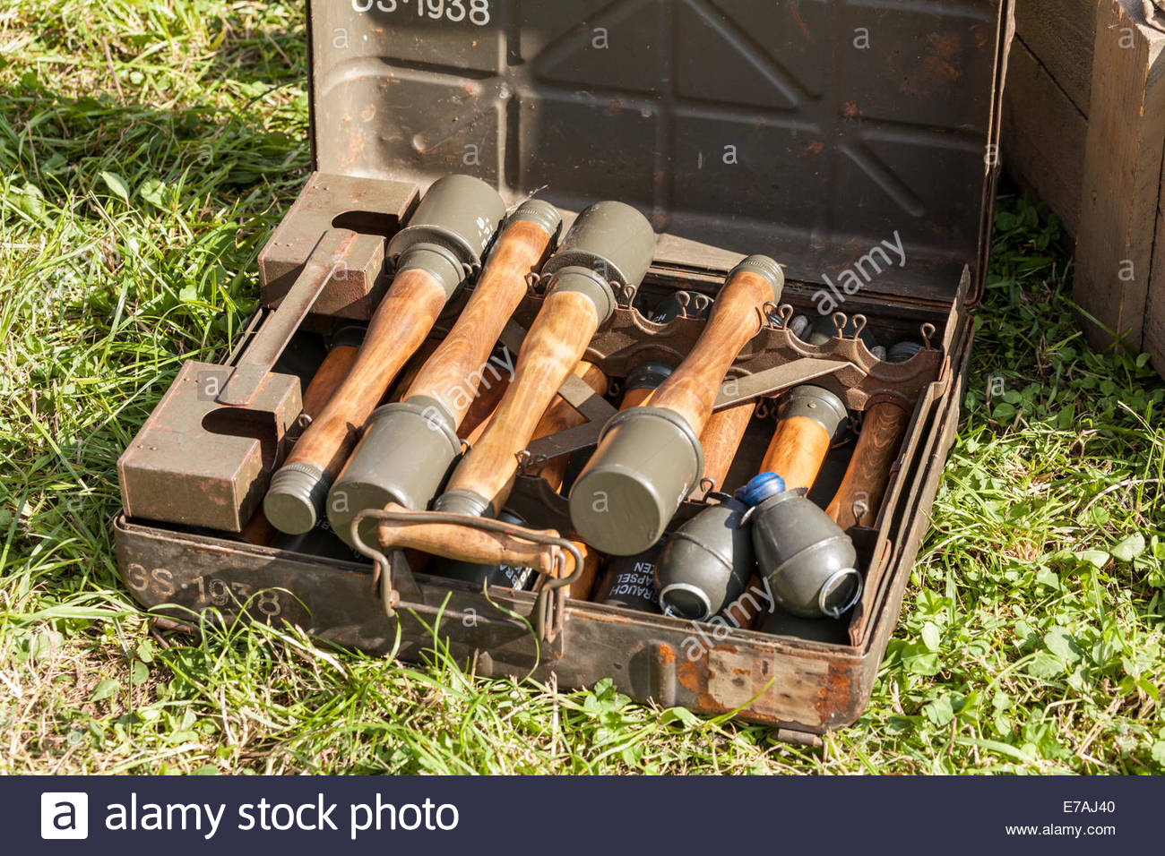 Ww2 Granate Stockfotos & Ww2 Granate Bilder - Alamy