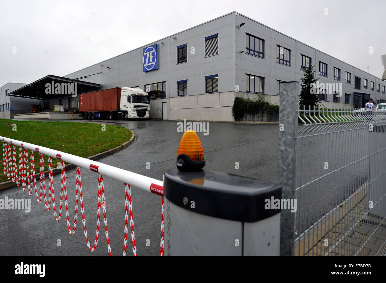 ZF-Stankov Company, Hersteller von Achsen und Getriebe für Baumaschinen ...