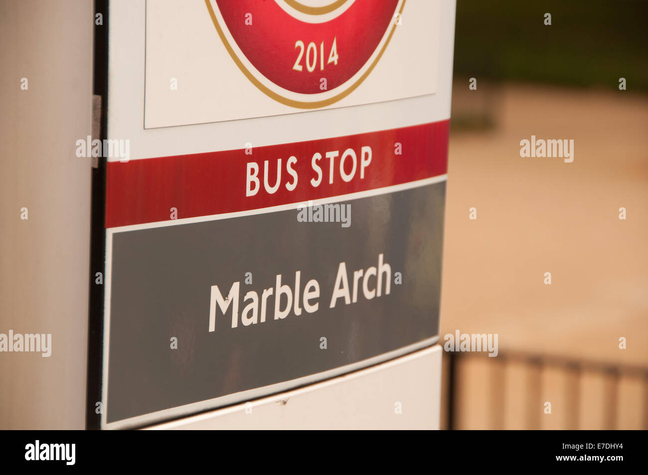 Marble Arch Bus Stop-Schild London Stockfotografie - Alamy