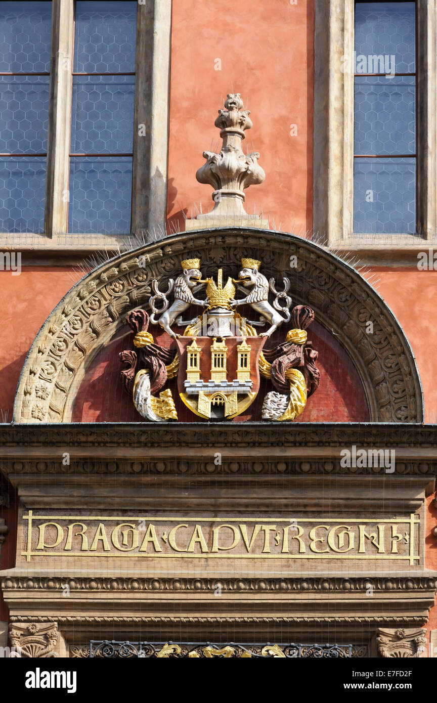 Eine dekorative Wappen an der Außenwand des alten Rathauses in der City ...