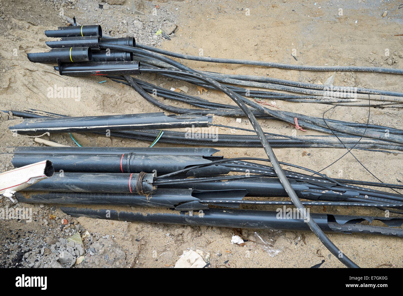 Telefon erdkabel -Fotos und -Bildmaterial in hoher Auflösung – Alamy