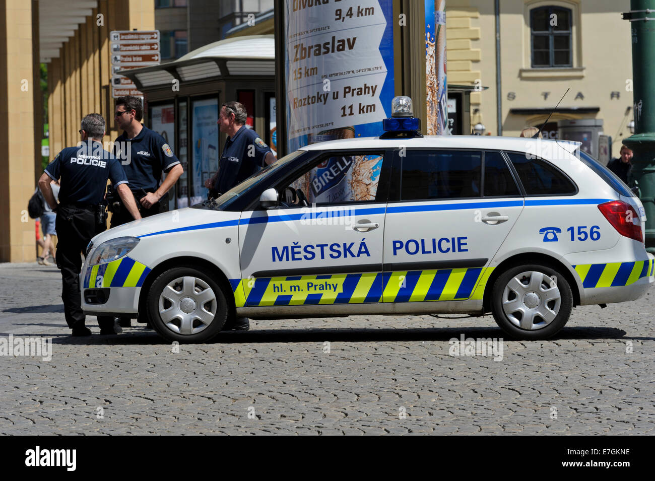 Modern police car -Fotos und -Bildmaterial in hoher Auflösung – Alamy