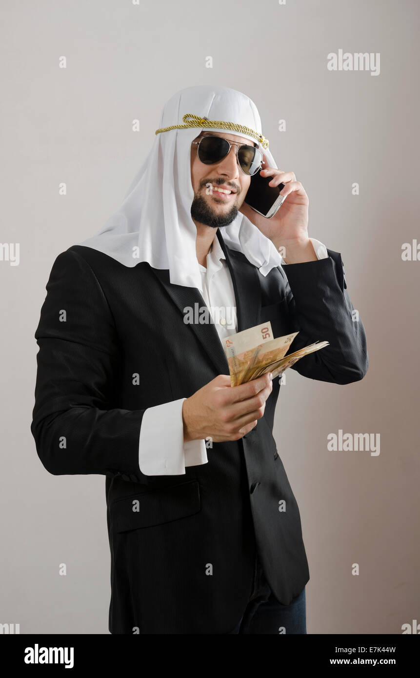 Arabisches Geld Stockfotos und -bilder Kaufen - Alamy