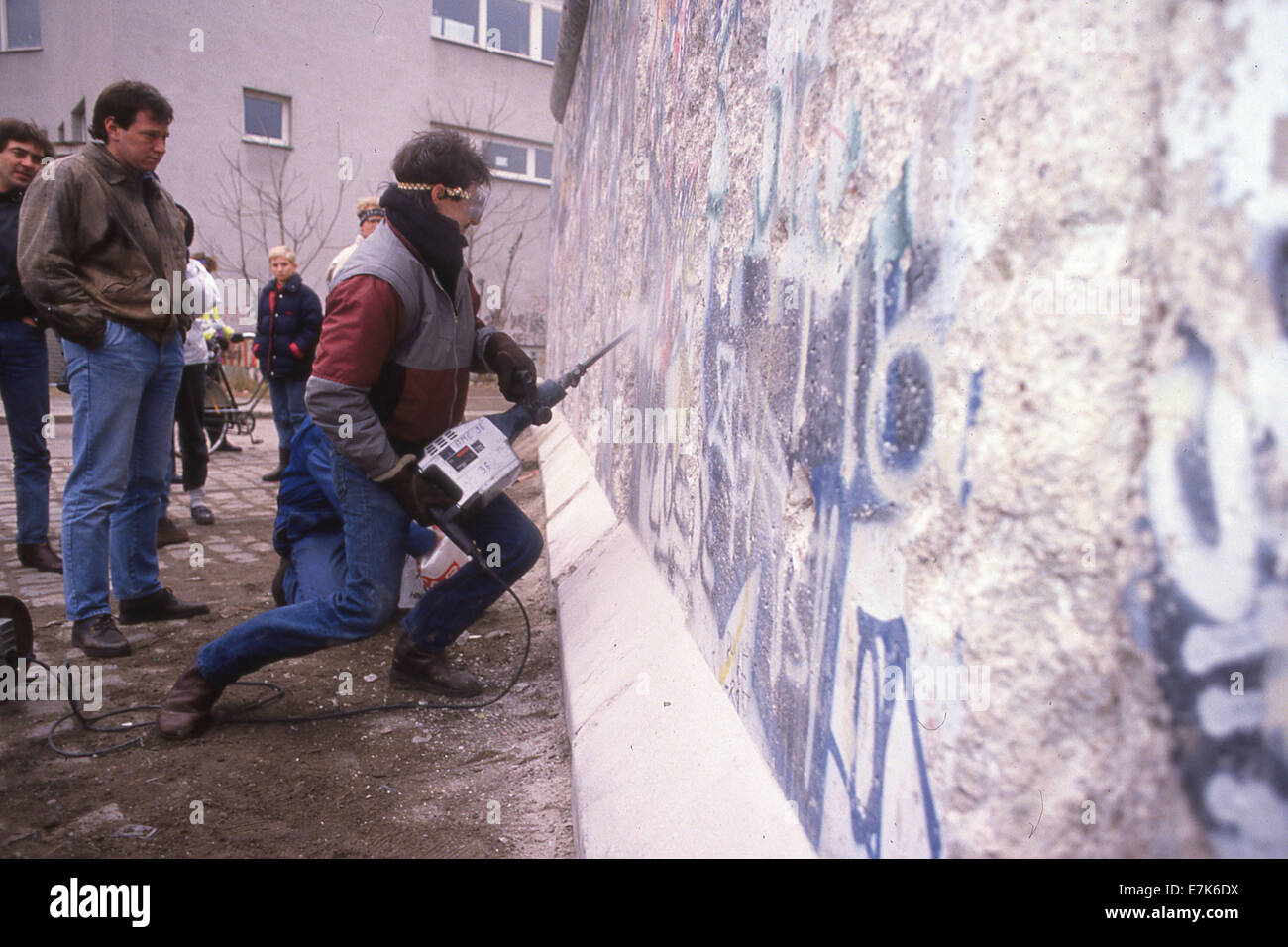 Berliner mauer maur -Fotos und -Bildmaterial in hoher Auflösung – Alamy