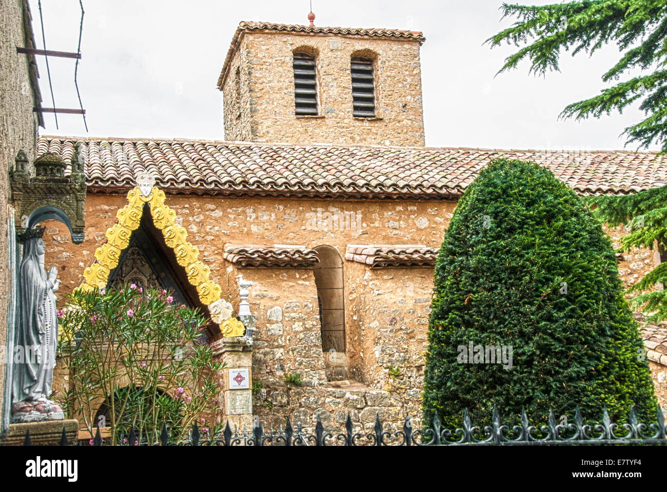 Schloss Der Geschichte und Geheimnis In Rennes Le Chateau Stockfotos und -bilder Kaufen - Alamy