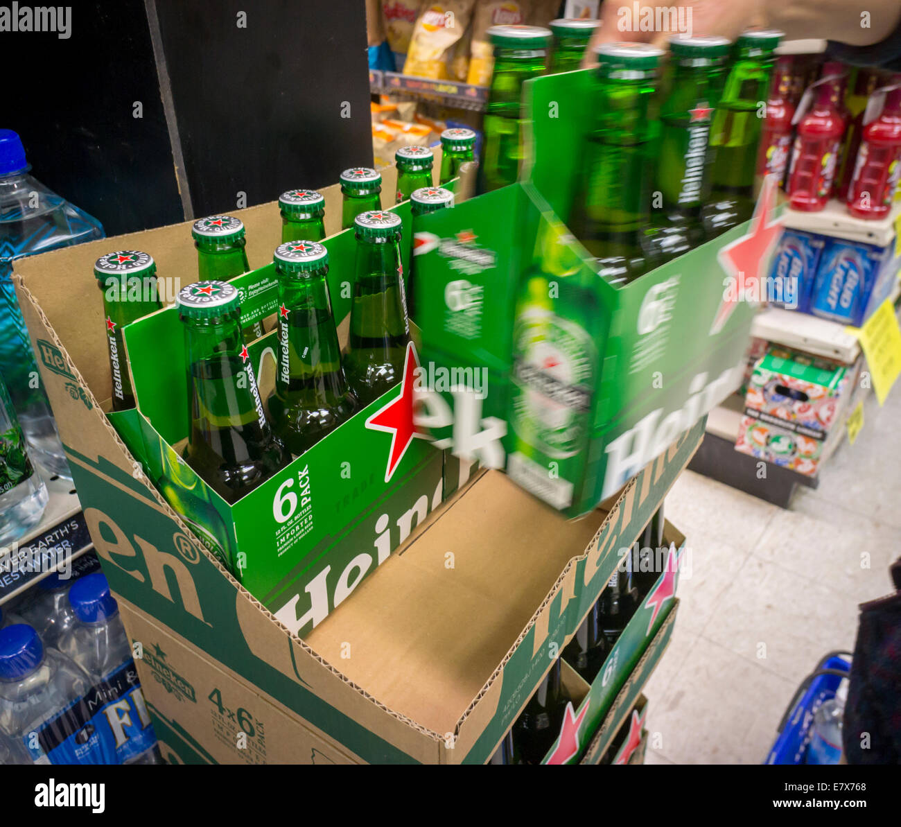 6 packungen -Fotos und -Bildmaterial in hoher Auflösung – Alamy