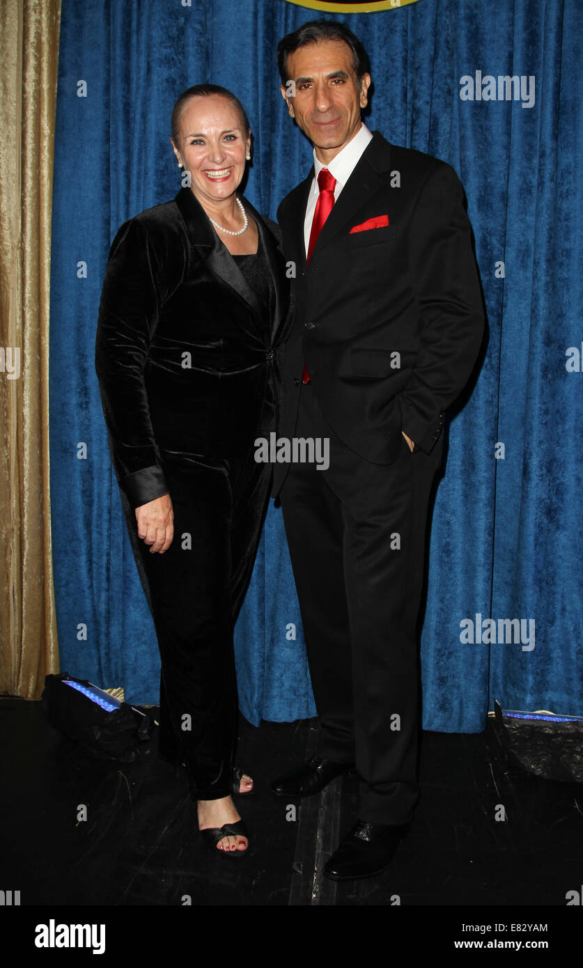 Jugend für Human Rights International (YHRI) Celebrity Vorteil bei Beso ...