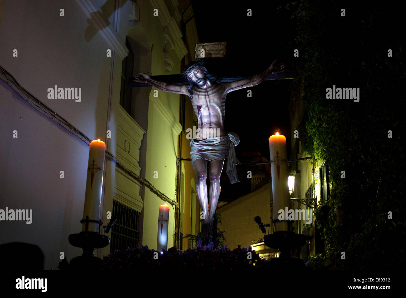 Jesus christ crucified cross -Fotos und -Bildmaterial in hoher Auflösung – Alamy