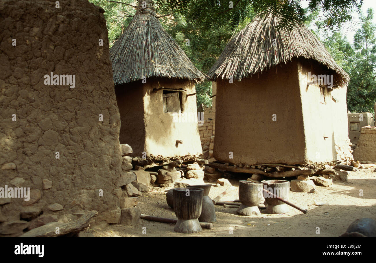 Dogon Village Mali Huts Stockfotos und -bilder Kaufen - Alamy