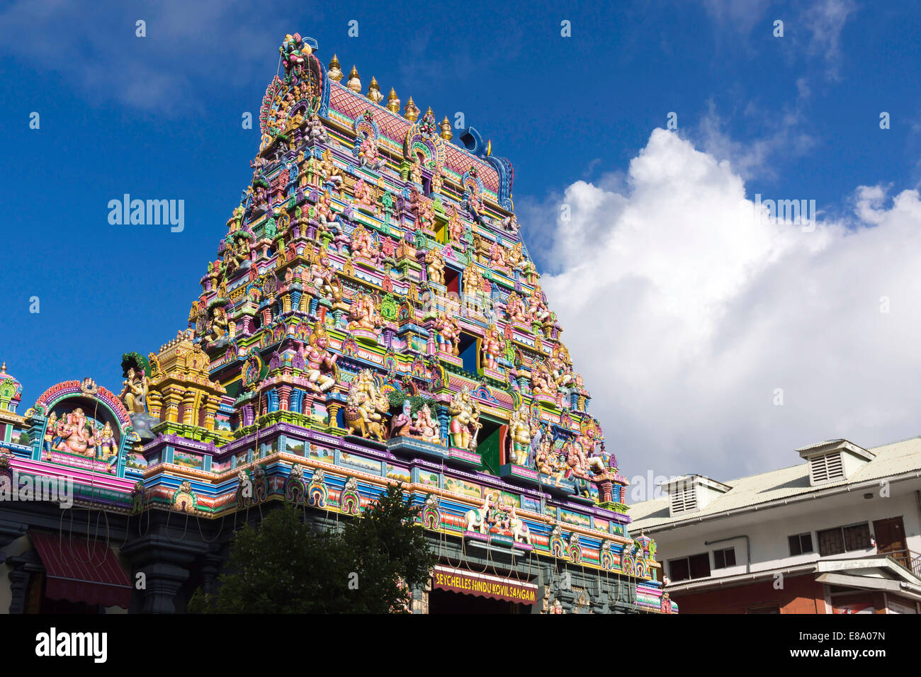 Hindu temple victoria mahe seychelles -Fotos und -Bildmaterial in hoher ...