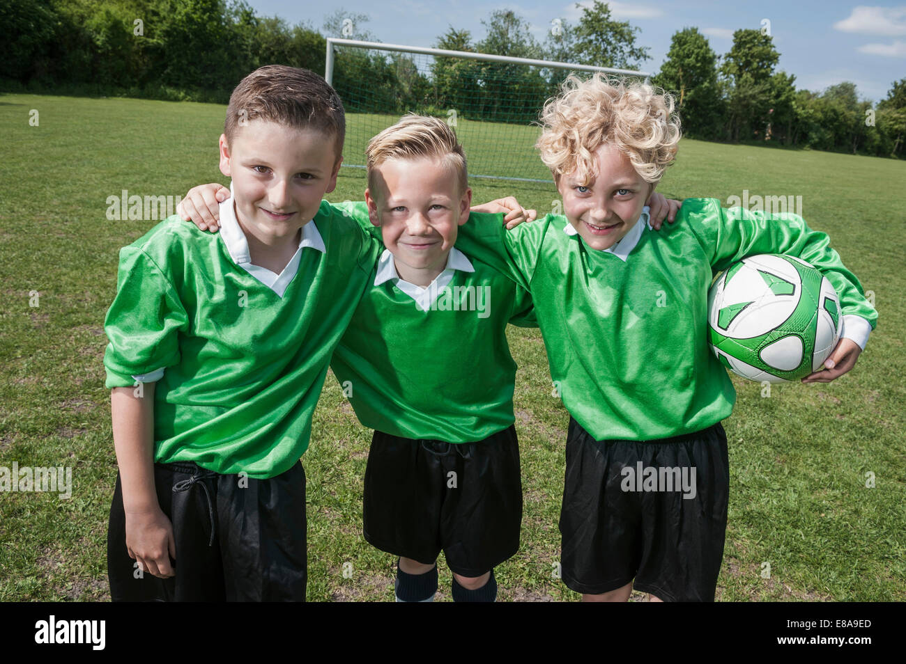 Junior football team portrait -Fotos und -Bildmaterial in hoher ...