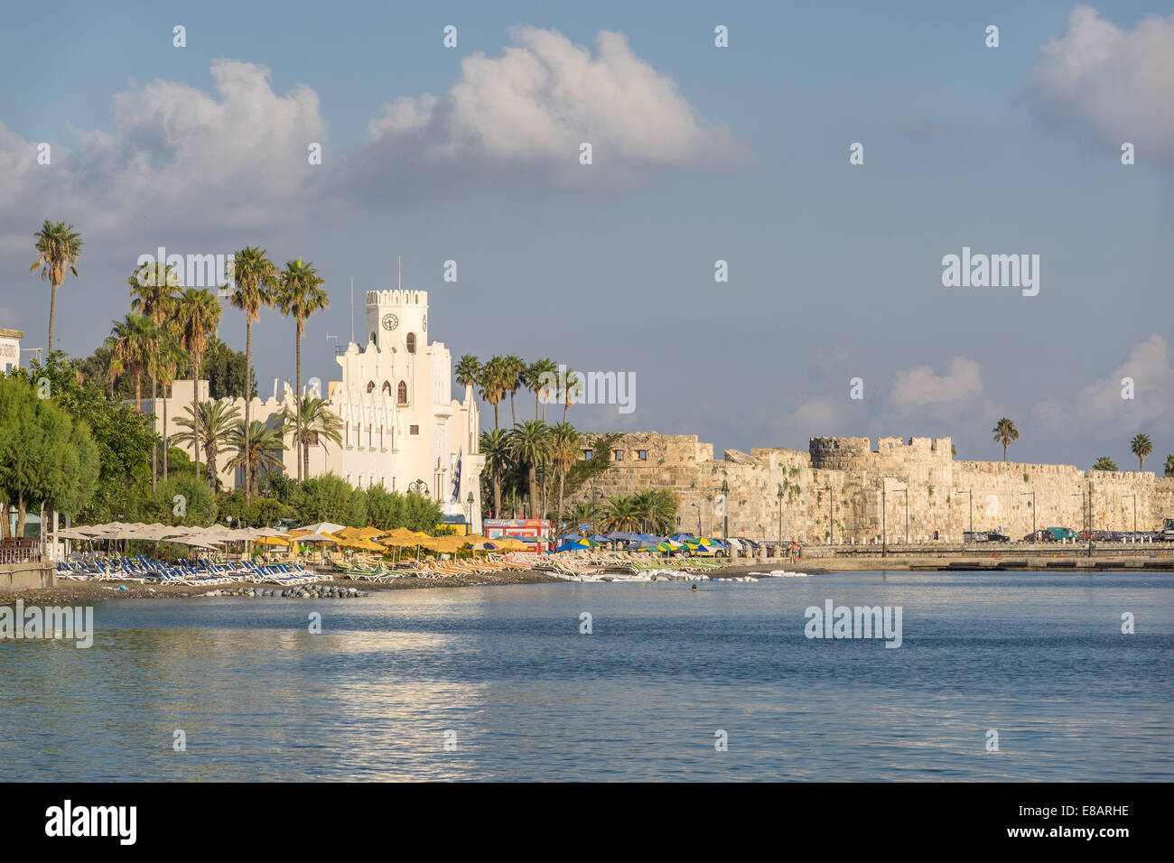 Mittelalter hafenstadt -Fotos und -Bildmaterial in hoher Auflösung – Alamy
