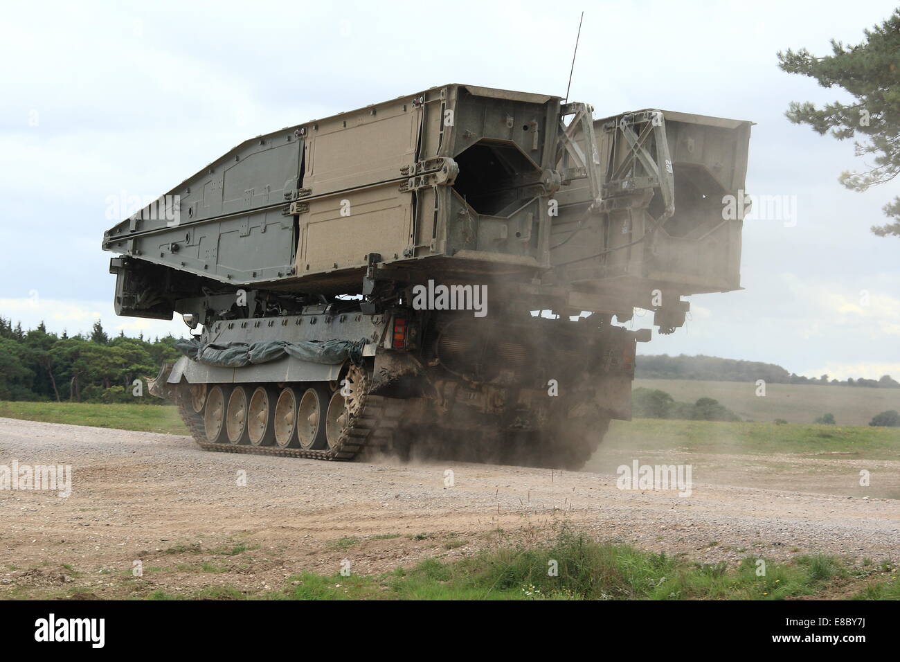 Titan, die gepanzerte Brücke Launcher, gepanzerte Ingenieur Fahrzeug ...
